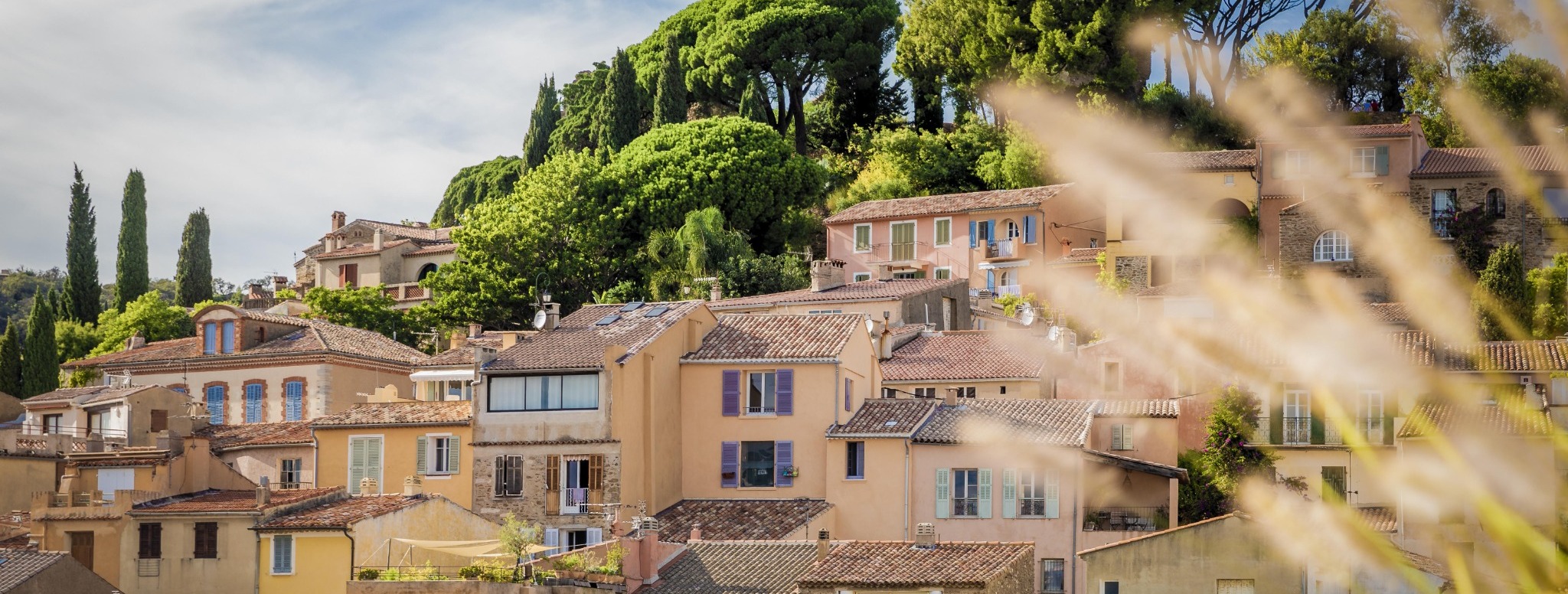 Provence secrète : 5 Village perchés à découvrir dans le var - SELECT ...